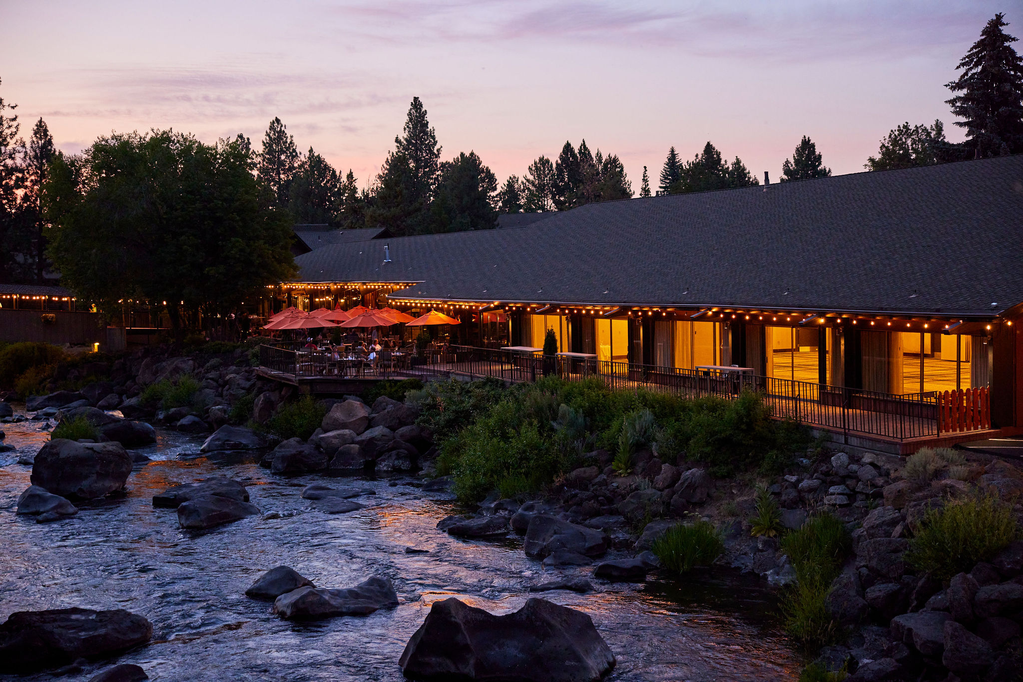 Gallery Riverhouse Lodge | Bend, Oregon